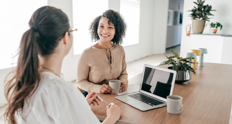 Body Language in Interviews | Posture, Eye Contact & Gestures